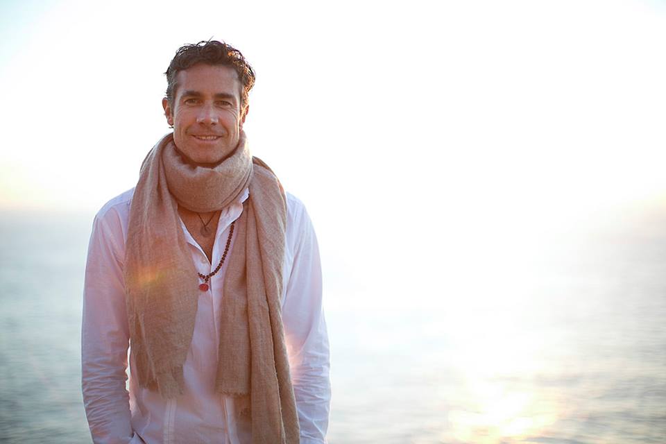 #84: THE POWER & BENEFITS OF MEDITATION, with TOM CRONIN – Dream Life